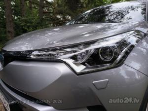 Серый Тойота C-HR 2019 в Таллин, объемом двигателя 1.80 л и пробегом 247 тыс. км за 14900 €, фото 10 на AUTOMOTO.COM.LV