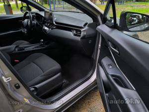 Серый Тойота C-HR 2019 в Таллин, объемом двигателя 1.80 л и пробегом 247 тыс. км за 14900 €, фото 19 на AUTOMOTO.COM.LV