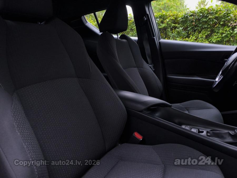 Серый Тойота C-HR 2019 в Таллин, объемом двигателя 1.80 л и пробегом 247 тыс. км за 14900 €, фото 22 на AUTOMOTO.COM.LV