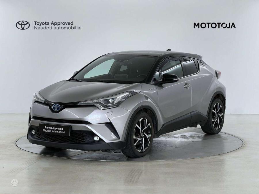 Серый Тойота C-HR 2019 в Вильнюс, объемом двигателя 1.80 л и пробегом 94 тыс. км за 18900 €, фото 1 на AUTOMOTO.COM.LV