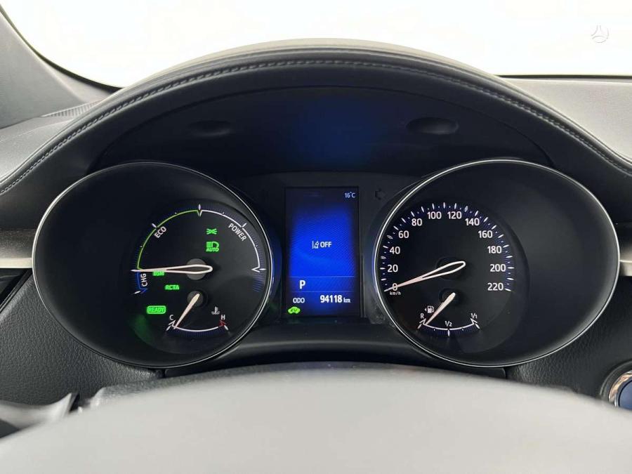 Серый Тойота C-HR 2019 в Вильнюс, объемом двигателя 1.80 л и пробегом 94 тыс. км за 18900 €, фото 14 на AUTOMOTO.COM.LV