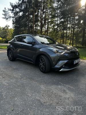 Pelēks Toyota C-HR 2019 Rīga, ar dzinēja tilpumu 1.80 L un nobraukumu 72 tūkst. km par 20500 €, foto 8 vietnē AUTOMOTO.COM.LV