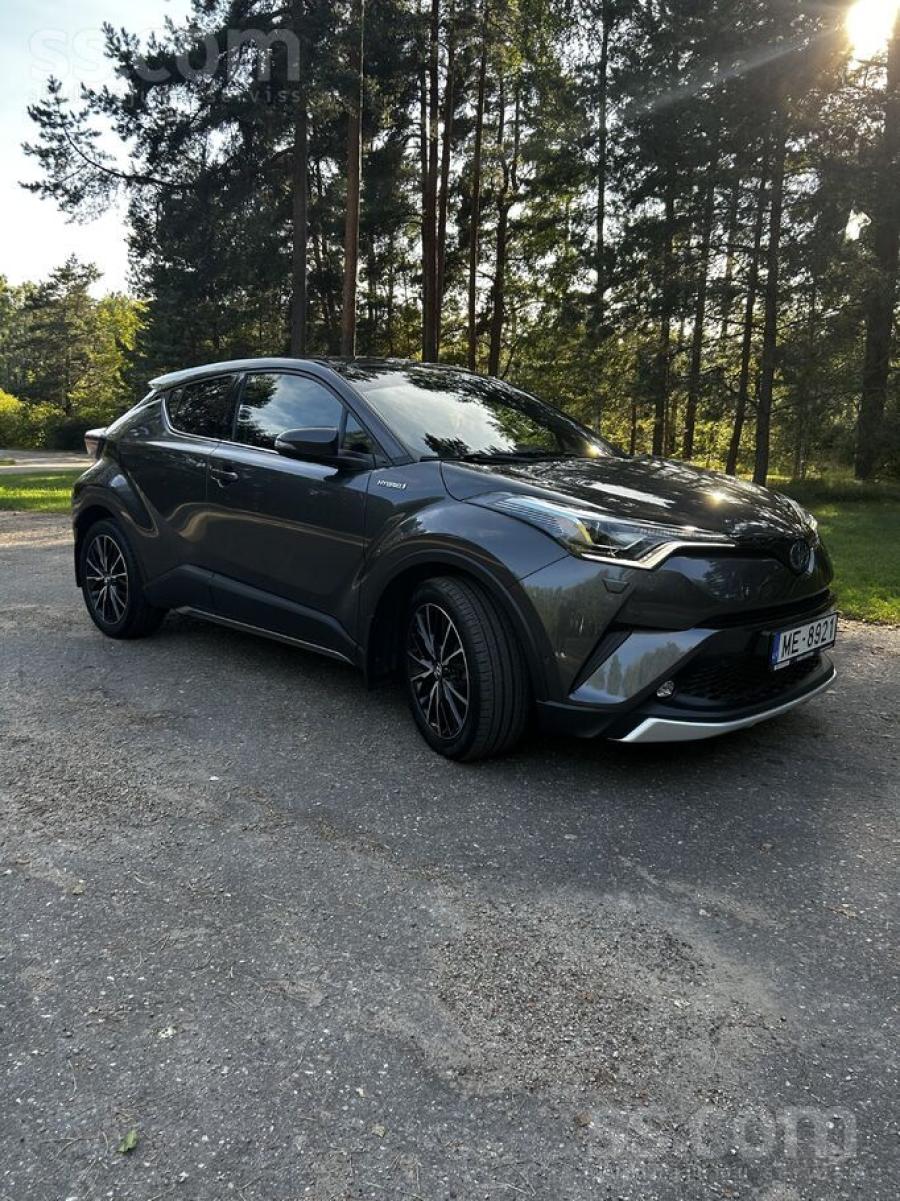 Pelēks Toyota C-HR 2019 Rīga, ar dzinēja tilpumu 1.80 L un nobraukumu 72 tūkst. km par 20500 €, foto 8 vietnē AUTOMOTO.COM.LV