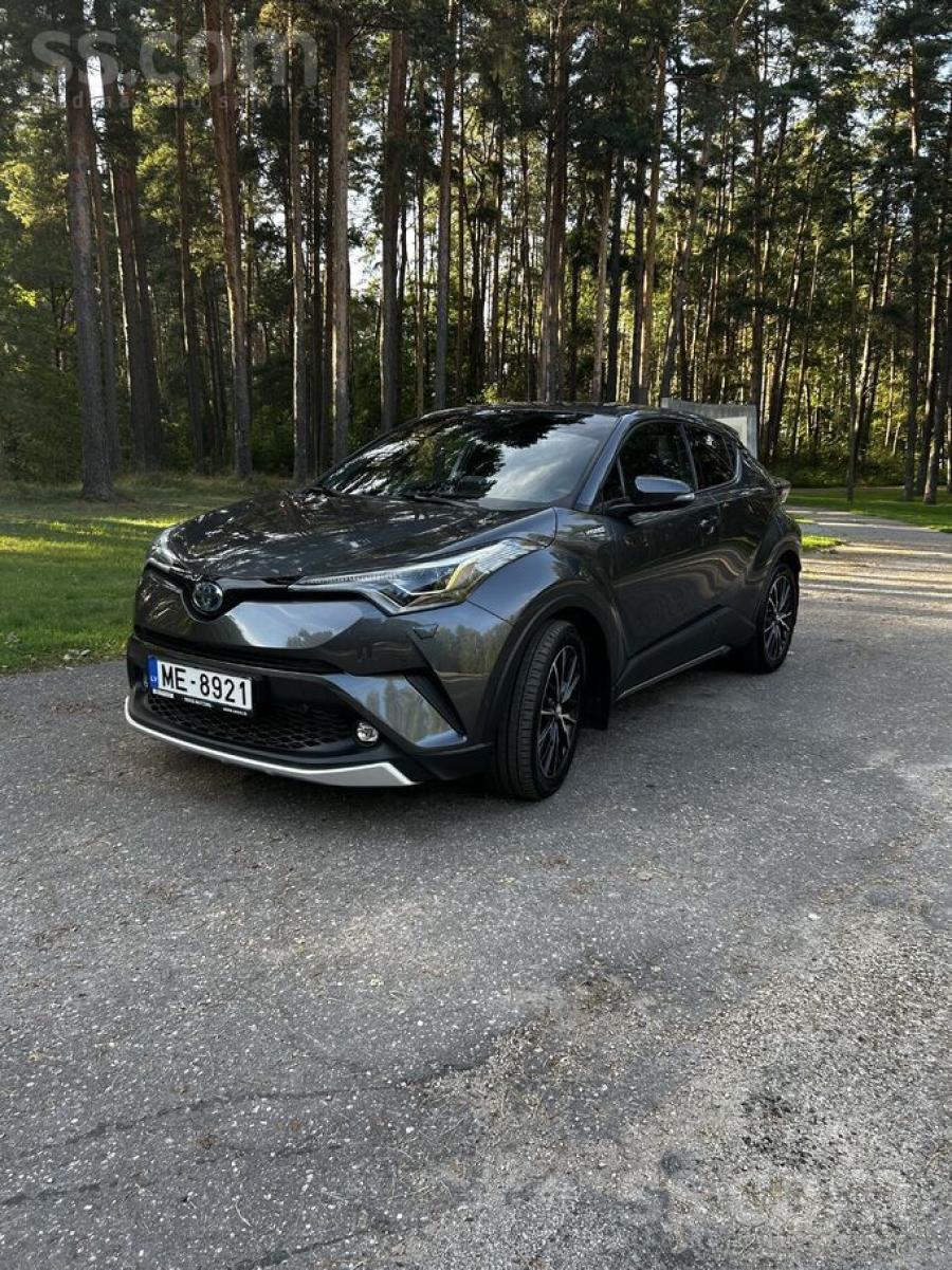 Pelēks Toyota C-HR 2019 Rīga, ar dzinēja tilpumu 1.80 L un nobraukumu 72 tūkst. km par 20500 €, foto 9 vietnē AUTOMOTO.COM.LV