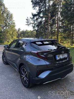 Pelēks Toyota C-HR 2019 Rīga, ar dzinēja tilpumu 1.80 L un nobraukumu 72 tūkst. km par 20500 €, foto 11 vietnē AUTOMOTO.COM.LV