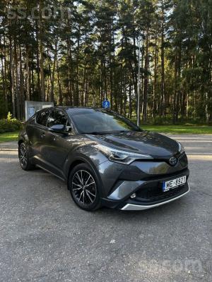 Pelēks Toyota C-HR 2019 Rīga, ar dzinēja tilpumu 1.80 L un nobraukumu 72 tūkst. km par 20500 €, foto 13 vietnē AUTOMOTO.COM.LV