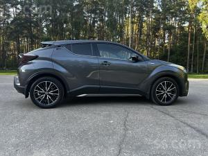 Pelēks Toyota C-HR 2019 Rīga, ar dzinēja tilpumu 1.80 L un nobraukumu 72 tūkst. km par 20500 €, foto 15 vietnē AUTOMOTO.COM.LV