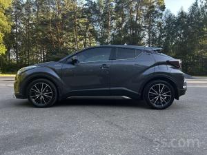 Pelēks Toyota C-HR 2019 Rīga, ar dzinēja tilpumu 1.80 L un nobraukumu 72 tūkst. km par 20500 €, foto 17 vietnē AUTOMOTO.COM.LV