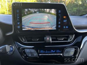 Pelēks Toyota C-HR 2019 Rīga, ar dzinēja tilpumu 1.80 L un nobraukumu 72 tūkst. km par 20500 €, foto 19 vietnē AUTOMOTO.COM.LV