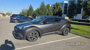 Grey Toyota C-HR 2019 in Tallinn, with an engine capacity of 1.80 L and mileage of 136 thousand km for 18200 €, photo  on AUTOMOTO.COM.LV
