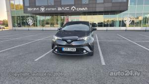 Pelēks Toyota C-HR 2019 Tallina, ar dzinēja tilpumu 1.80 L un nobraukumu 136 tūkst. km par 18200 €, foto 3 vietnē AUTOMOTO.COM.LV