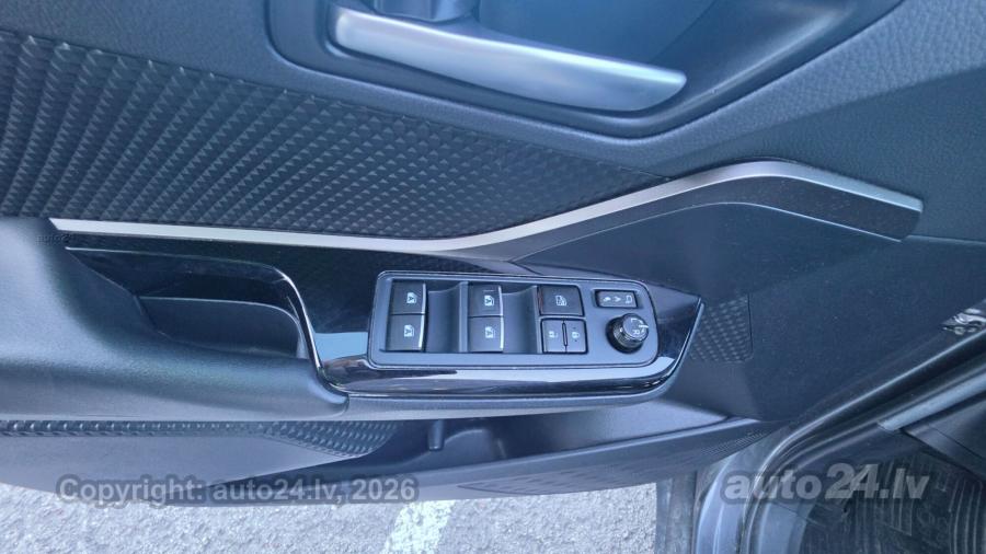 Pelēks Toyota C-HR 2019 Tallina, ar dzinēja tilpumu 1.80 L un nobraukumu 136 tūkst. km par 18200 €, foto 11 vietnē AUTOMOTO.COM.LV