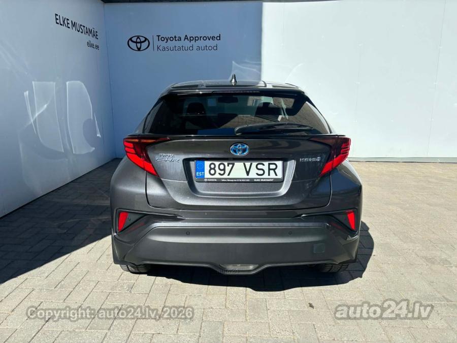 Pelēks Toyota C-HR 2020 Tallina, ar dzinēja tilpumu 1.80 L un nobraukumu 74 tūkst. km par 21495 €, foto 5 vietnē AUTOMOTO.COM.LV