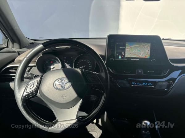 Pelēks Toyota C-HR 2020 Tallina, ar dzinēja tilpumu 1.80 L un nobraukumu 74 tūkst. km par 21495 €, foto 9 vietnē AUTOMOTO.COM.LV