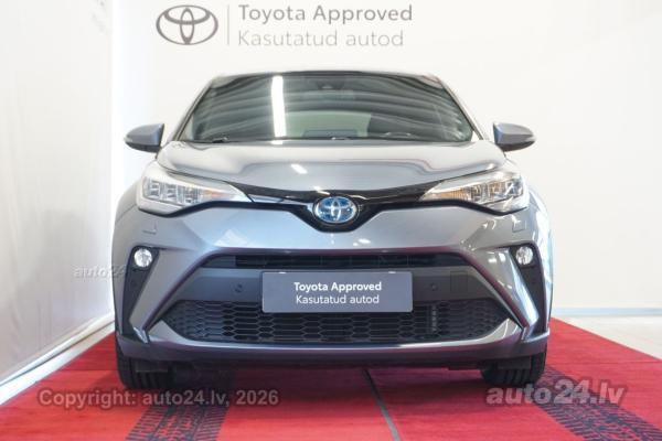 Серый Тойота C-HR 2020 в Тарту, объемом двигателя 1.80 л и пробегом 90 тыс. км за 18990 €, фото 5 на AUTOMOTO.COM.LV