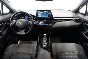 Pelēks Toyota C-HR 2020 Tartu, ar dzinēja tilpumu 1.80 L un nobraukumu 90 tūkst. km par 18990 €, foto 9 vietnē AUTOMOTO.COM.LV