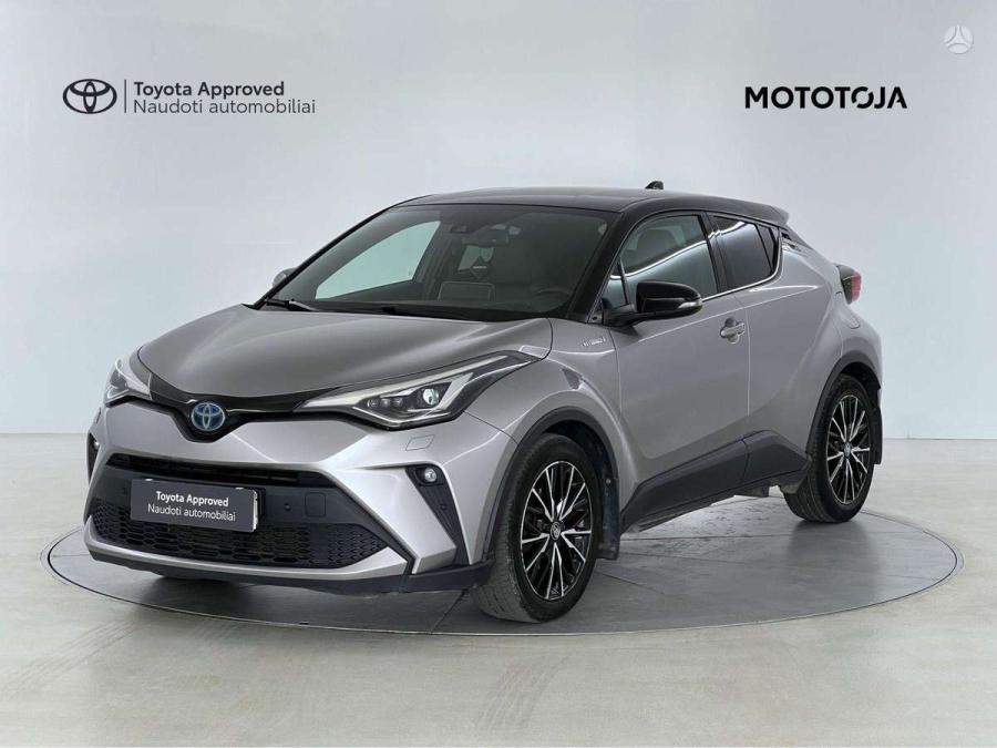 Grey Toyota C-HR 2020 in Vilnius, with an engine capacity of 1.99 L and mileage of 89 thousand km for 23900 €, photo 1 on AUTOMOTO.COM.LV