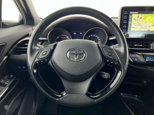 Grey Toyota C-HR 2020 in Vilnius, with an engine capacity of 1.99 L and mileage of 89 thousand km for 23900 €, photo 13 on AUTOMOTO.COM.LV