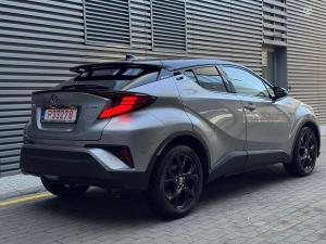 Grey Toyota C-HR 2020 in Vilnius, with an engine capacity of 1.80 L and mileage of 102 thousand km for 21450 €, photo 5 on AUTOMOTO.COM.LV