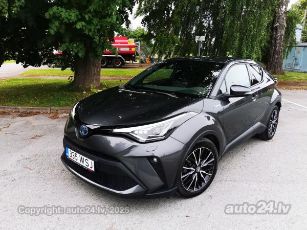Pelēks Toyota C-HR 2020 Tallina, ar dzinēja tilpumu 1.80 L un nobraukumu 39 tūkst. km par 22900 €, foto 1 vietnē AUTOMOTO.COM.LV