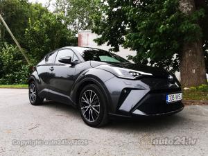 Pelēks Toyota C-HR 2020 Tallina, ar dzinēja tilpumu 1.80 L un nobraukumu 39 tūkst. km par 22900 €, foto 3 vietnē AUTOMOTO.COM.LV