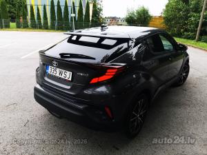 Pelēks Toyota C-HR 2020 Tallina, ar dzinēja tilpumu 1.80 L un nobraukumu 39 tūkst. km par 22900 €, foto 27 vietnē AUTOMOTO.COM.LV