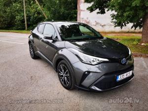 Pelēks Toyota C-HR 2020 Tallina, ar dzinēja tilpumu 1.80 L un nobraukumu 39 tūkst. km par 22900 €, foto 29 vietnē AUTOMOTO.COM.LV