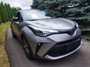 Pelēks Toyota C-HR 2020 Utena, ar dzinēja tilpumu 2.00 L un nobraukumu 118 tūkst. km par 19350 €, foto  vietnē AUTOMOTO.COM.LV