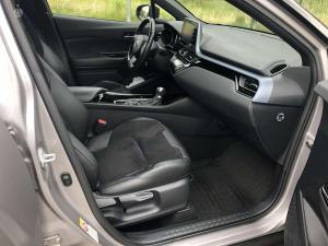 Grey Toyota C-HR 2020 in Utena, with an engine capacity of 2.00 L and mileage of 118 thousand km for 19350 €, photo 9 on AUTOMOTO.COM.LV