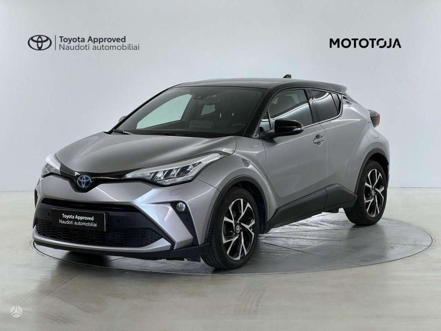 Серый Тойота C-HR 2020 в Вильнюс, объемом двигателя 1.80 л и пробегом 135 тыс. км за 20900 €, фото 1 на AUTOMOTO.COM.LV