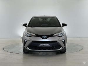 Серый Тойота C-HR 2020 в Вильнюс, объемом двигателя 1.80 л и пробегом 135 тыс. км за 20900 €, фото 6 на AUTOMOTO.COM.LV