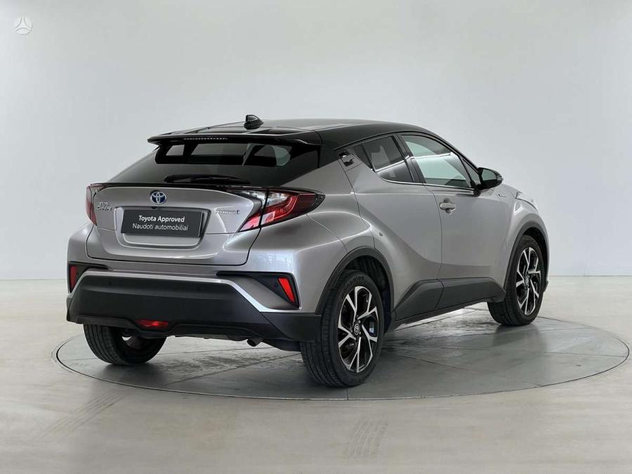 Серый Тойота C-HR 2020 в Вильнюс, объемом двигателя 1.80 л и пробегом 135 тыс. км за 20900 €, фото 21 на AUTOMOTO.COM.LV