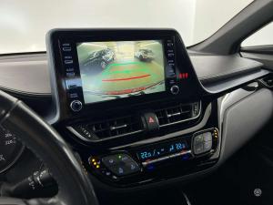 Серый Тойота C-HR 2020 в Вильнюс, объемом двигателя 1.80 л и пробегом 135 тыс. км за 20900 €, фото 23 на AUTOMOTO.COM.LV