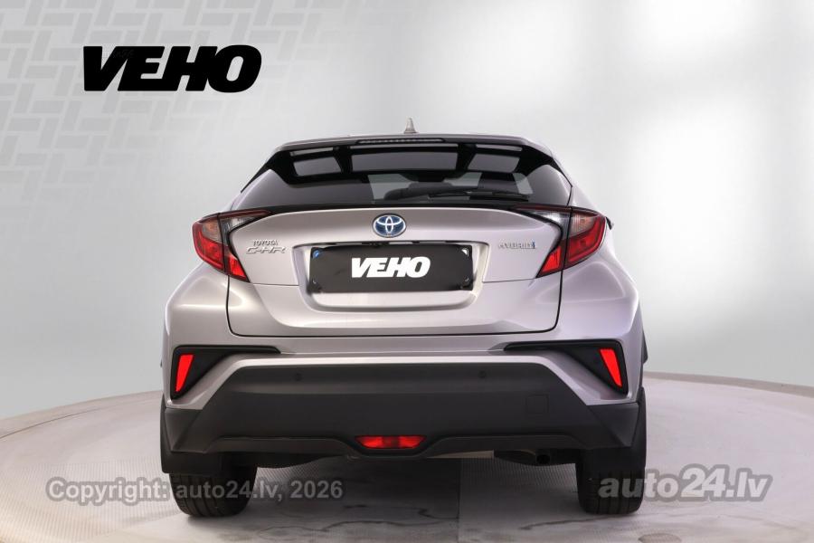 Pelēks Toyota C-HR 2020 Tallina, ar dzinēja tilpumu 1.80 L un nobraukumu 74 tūkst. km par 19900 €, foto 9 vietnē AUTOMOTO.COM.LV