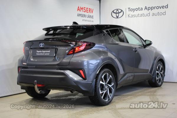 Pelēks Toyota C-HR 2021 Tallina, ar dzinēja tilpumu 1.80 L un nobraukumu 112 tūkst. km par 19990 €, foto 2 vietnē AUTOMOTO.COM.LV