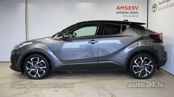 Pelēks Toyota C-HR 2021 Tallina, ar dzinēja tilpumu 1.80 L un nobraukumu 112 tūkst. km par 19990 €, foto 3 vietnē AUTOMOTO.COM.LV