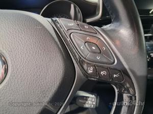 Серый Тойота C-HR 2021 в Нарва, объемом двигателя 1.80 л и пробегом 49 тыс. км за 20990 €, фото 13 на AUTOMOTO.COM.LV