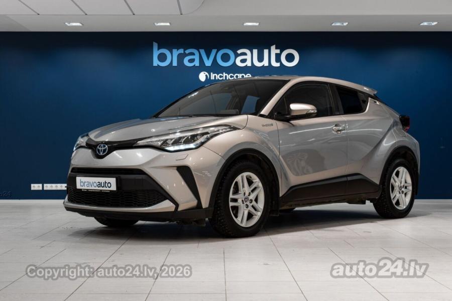 Pelēks Toyota C-HR 2021 Tallina, ar dzinēja tilpumu 1.80 L un nobraukumu 55 tūkst. km par 20890 €, foto 1 vietnē AUTOMOTO.COM.LV