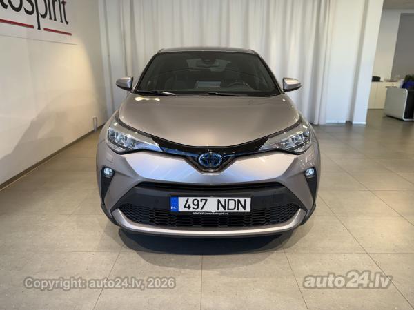 Grey Toyota C-HR 2021 in Tallinn, with an engine capacity of 1.80 L and mileage of 79 thousand km for 20900 €, photo 2 on AUTOMOTO.COM.LV