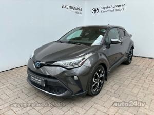 Серый Тойота C-HR 2021 в Таллин, объемом двигателя 1.80 л и пробегом 30 тыс. км за 22495 €, фото  на AUTOMOTO.COM.LV