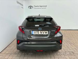 Серый Тойота C-HR 2021 в Таллин, объемом двигателя 1.80 л и пробегом 30 тыс. км за 22495 €, фото 5 на AUTOMOTO.COM.LV