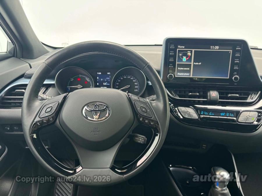 Серый Тойота C-HR 2021 в Таллин, объемом двигателя 1.80 л и пробегом 30 тыс. км за 22495 €, фото 10 на AUTOMOTO.COM.LV