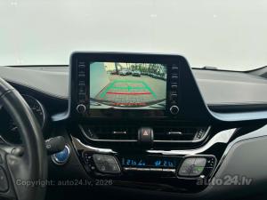 Серый Тойота C-HR 2021 в Таллин, объемом двигателя 1.80 л и пробегом 30 тыс. км за 22495 €, фото 15 на AUTOMOTO.COM.LV