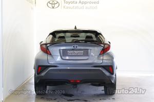 Grey Toyota C-HR 2021 in Tallinn, with an engine capacity of 1.80 L and mileage of 59 thousand km for 21900 €, photo 5 on AUTOMOTO.COM.LV