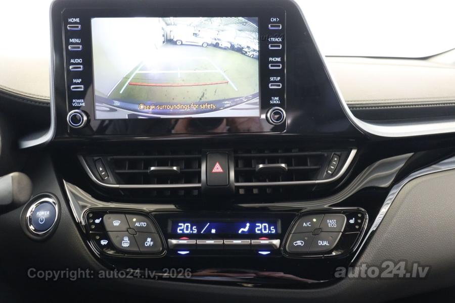 Grey Toyota C-HR 2021 in Tallinn, with an engine capacity of 1.80 L and mileage of 59 thousand km for 21900 €, photo 15 on AUTOMOTO.COM.LV