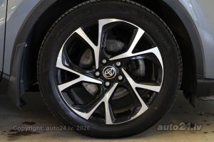Grey Toyota C-HR 2021 in Tallinn, with an engine capacity of 1.80 L and mileage of 59 thousand km for 21900 €, photo 16 on AUTOMOTO.COM.LV