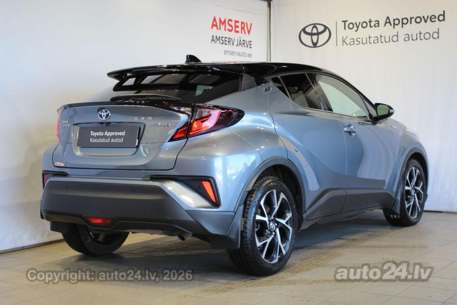 Серый Тойота C-HR 2021 в Таллин, объемом двигателя 1.80 л и пробегом 139 тыс. км за 19490 €, фото 3 на AUTOMOTO.COM.LV