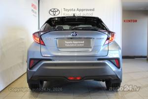 Серый Тойота C-HR 2021 в Таллин, объемом двигателя 1.80 л и пробегом 139 тыс. км за 19490 €, фото 5 на AUTOMOTO.COM.LV