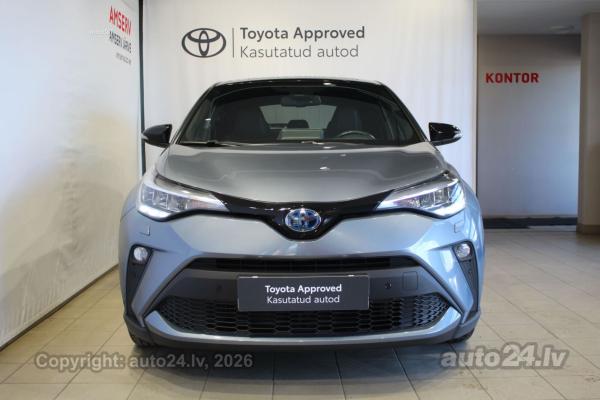 Grey Toyota C-HR 2021 in Tallinn, with an engine capacity of 1.80 L and mileage of 139 thousand km for 19490 €, photo 5 on AUTOMOTO.COM.LV