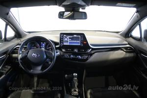 Серый Тойота C-HR 2021 в Таллин, объемом двигателя 1.80 л и пробегом 139 тыс. км за 19490 €, фото 9 на AUTOMOTO.COM.LV